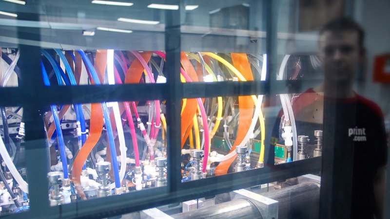 Print.com Productions investeert in inkjet met Canon Varioprint iX3200 ...